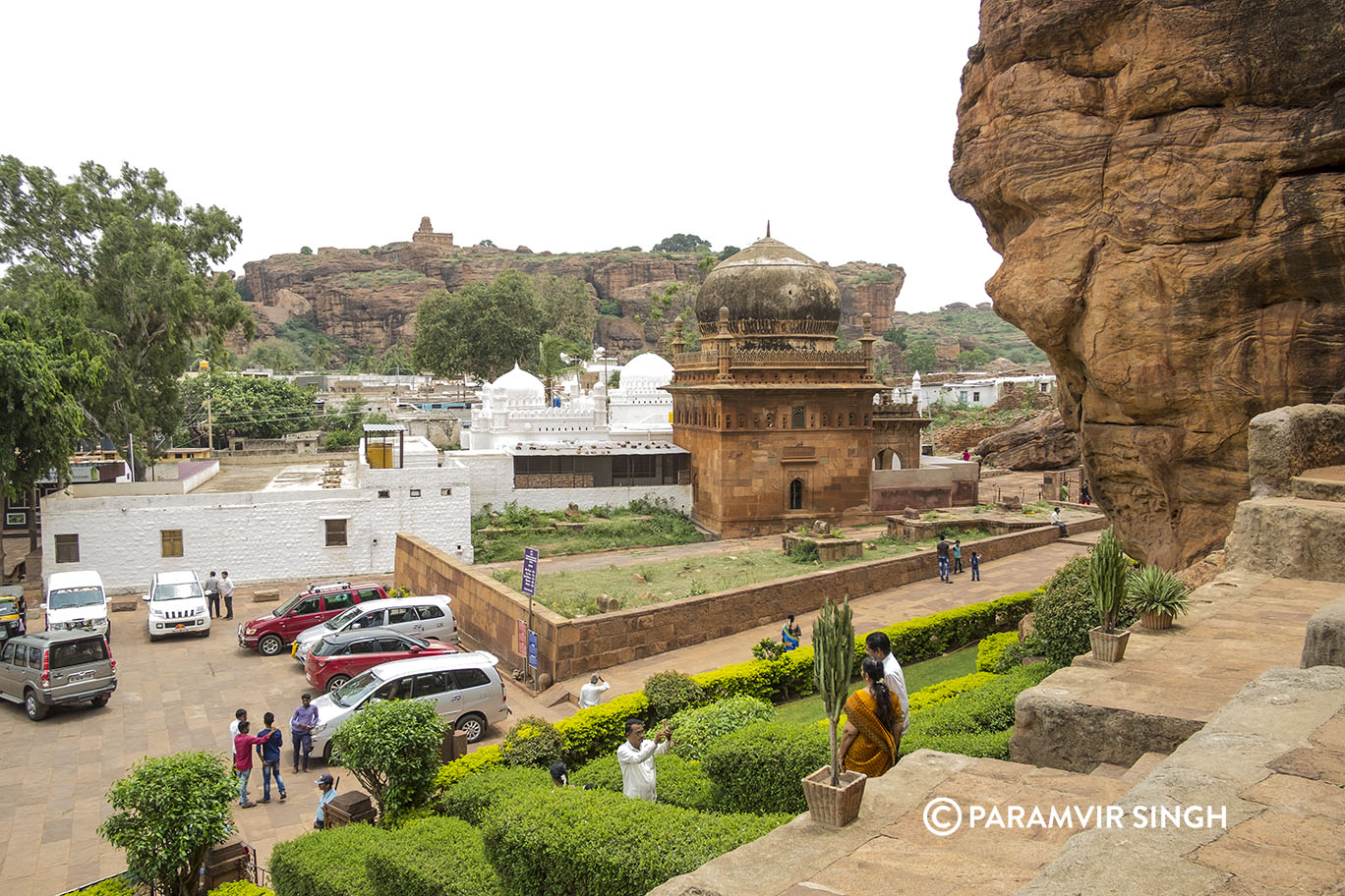 Badami : The Marvelous Cave Temple Art - The Untourists
